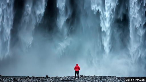 BBC Learning English - 一分钟英语 / 单词 “flat” 的五个含义和用法