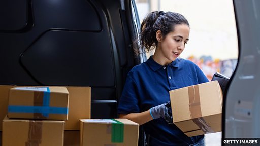 BBC Learning English - 一分钟英语 / 单词 “flat” 的五个含义和用法