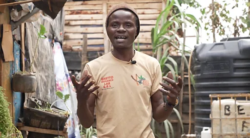 Teknolojia ya kufua nguo kwa kuziloweka kwenye beseni kisha ...