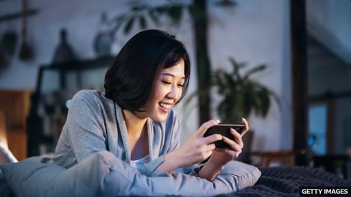 BBC Learning English - 一分钟英语 / 单词 “flat” 的五个含义和用法