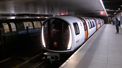 New trains launch for passengers on Glasgow Subway - BBC News
