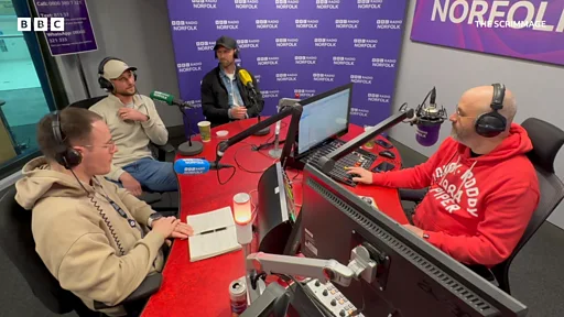 'Gunn is best goalkeeper in Championship' - Norwich City's Declan Rudd ...