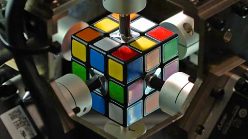 Meet the robot who broke the Rubik's Cube world record - CBBC Newsround