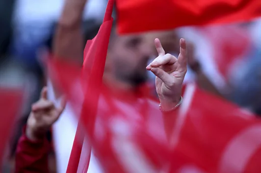 Turski fudbalski derbi: Galatasaraj optužio Murinja za 'rasizam' - BBC ...