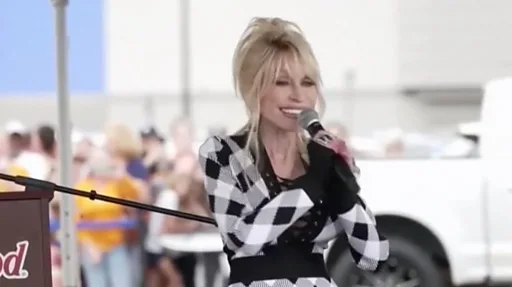 Hurricane Helene: Dolly Parton donates $1m to recovery efforts - BBC News