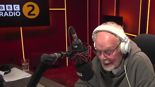 Johnnie Walker: Former BBC Radio 2 DJ dies at the age of 79 - BBC News