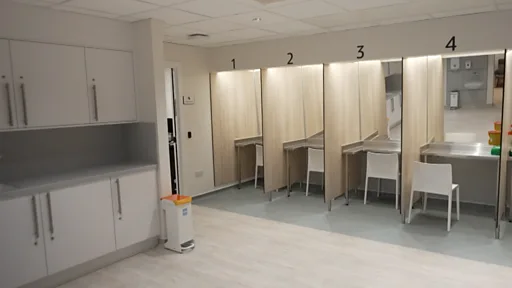 Inside the UK's first legal drug consumption room in Glasgow - BBC News