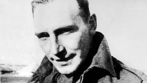 Paddy Mayne: Who was the SAS founder from Newtownards? - BBC News