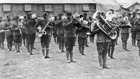 BBC - Music in the Great War: Military Bands - Romanian army violinist