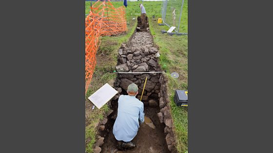 BBC Two - Digging for Ireland, Digging at Dunluce - Digging at Dunluce ...