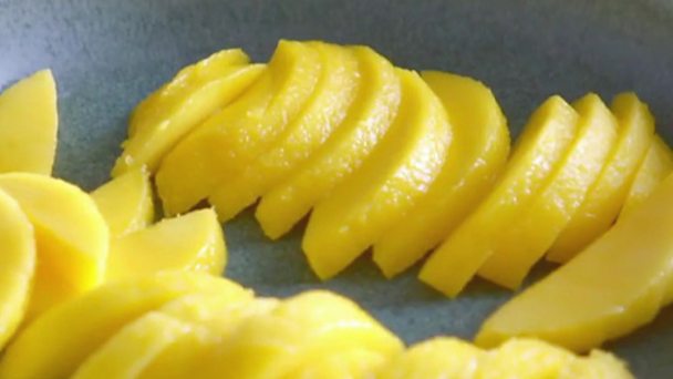 How to cut mango - BBC Food