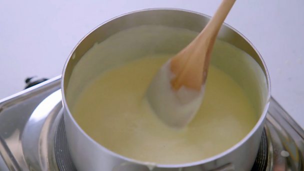How to make custard - BBC Food