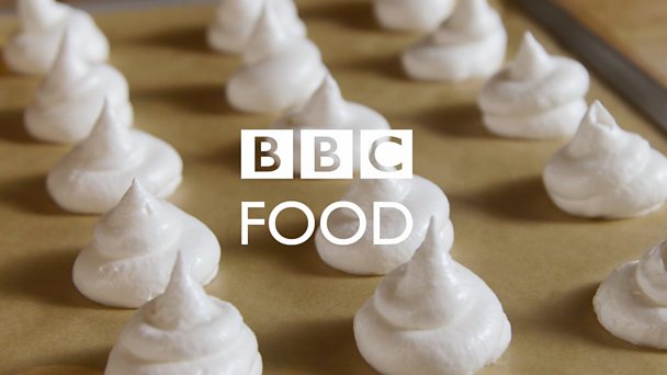 Meringue tranche with berries and cream recipe - BBC Food
