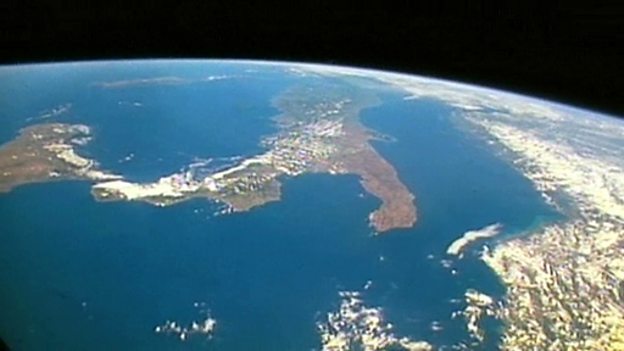 Earth and space - 2nd level Science - BBC Bitesize