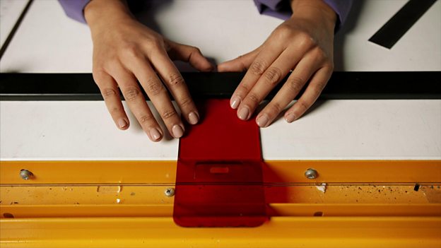 Laminating wood - BBC Teach