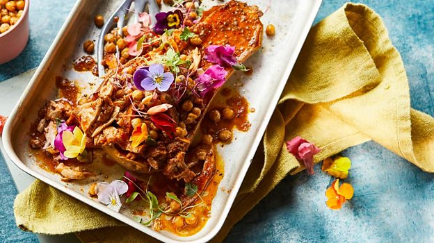 7 beautiful foods to plant in your garden - BBC Food
