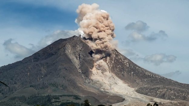 Volcanic landforms in Northern Ireland - BBC Bitesize