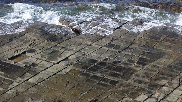 Natural shapes around the world - BBC Bitesize