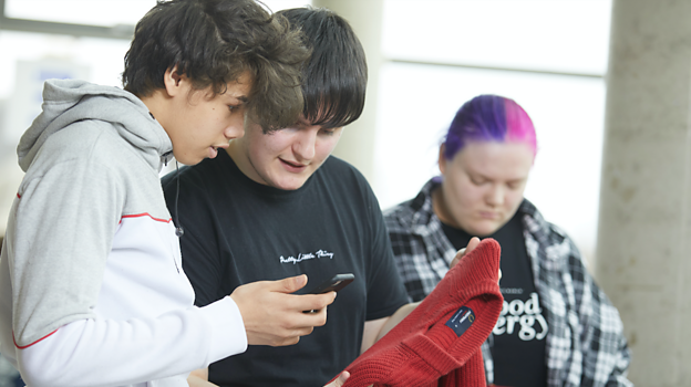 How to tackle the challenges of overconsumption with Less Waste Laura ...