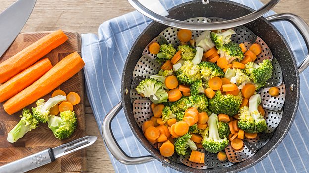 What’s the healthiest way to cook vegetables? - BBC Food