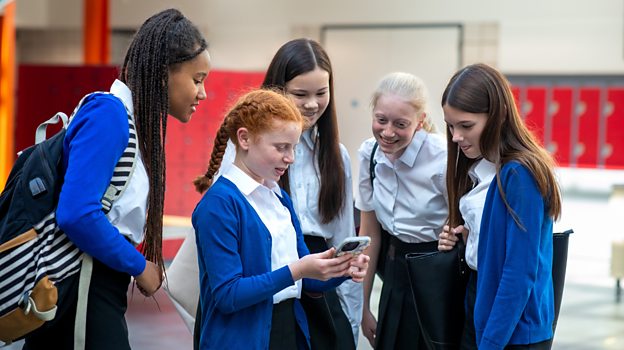 5 tips for talking to your teen about reducing their smartphone screen ...