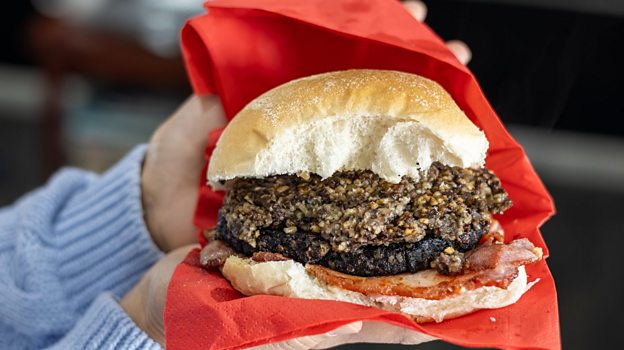 A roll? A cob? A barm? What do you call yours? - BBC Bitesize