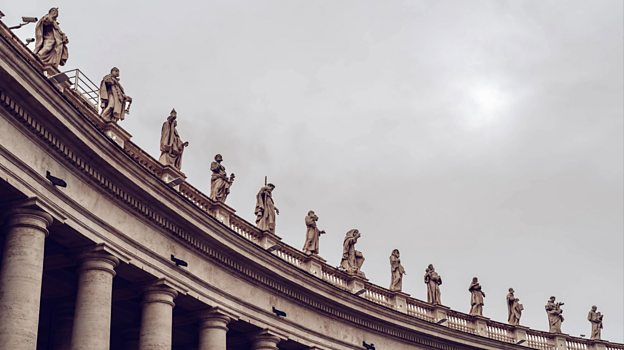 What is a saint and which ones are the patrons of the UK? - BBC Bitesize