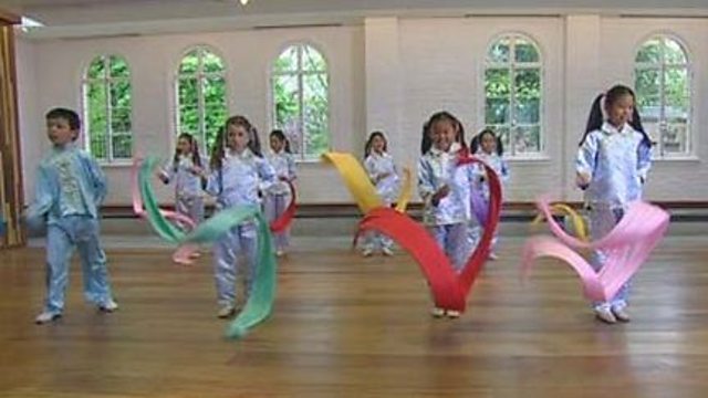 CBeebies - Boogie Beebies, Chinese Dance