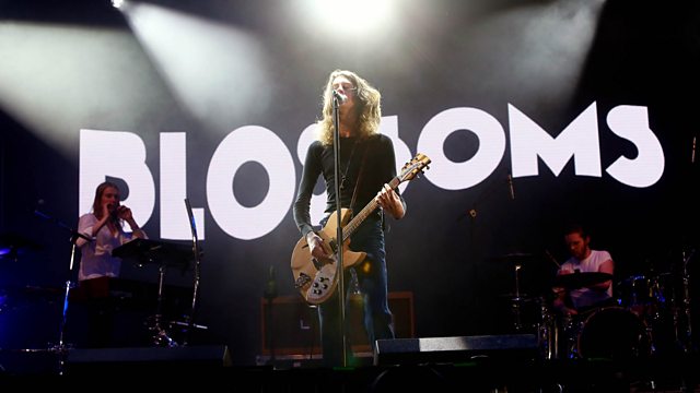 Videos - Blossoms - Radio 1's Big Weekend 2017 - BBC