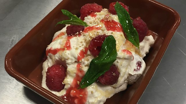 BBC Radio Scotland - The Kitchen Café, Crowdie