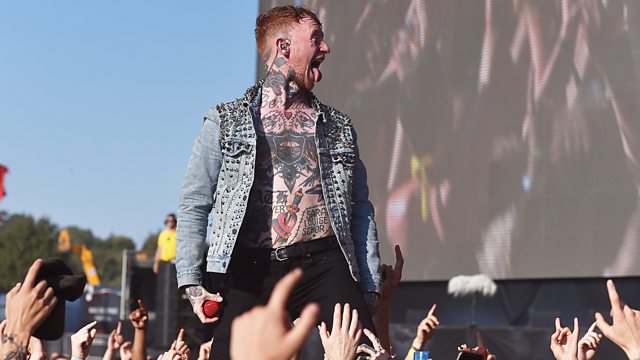 Videos - Frank Carter & The Rattlesnakes - Reading and Leeds 2019 - BBC