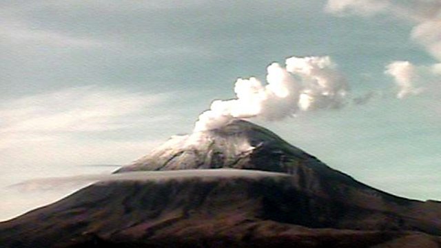 BBC Two - Volcano Live - Live volcano webcams