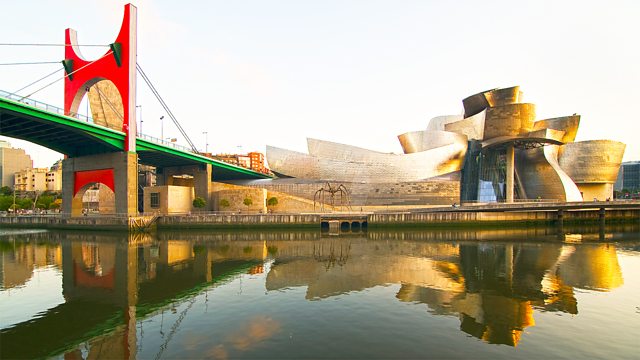 BBC Arts - BBC Arts - The Bilbao effect: How 20 years of Gehry's ...