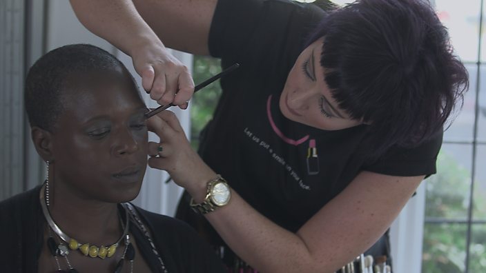The make-up artist giving confidence to those with cancer - BBC Three