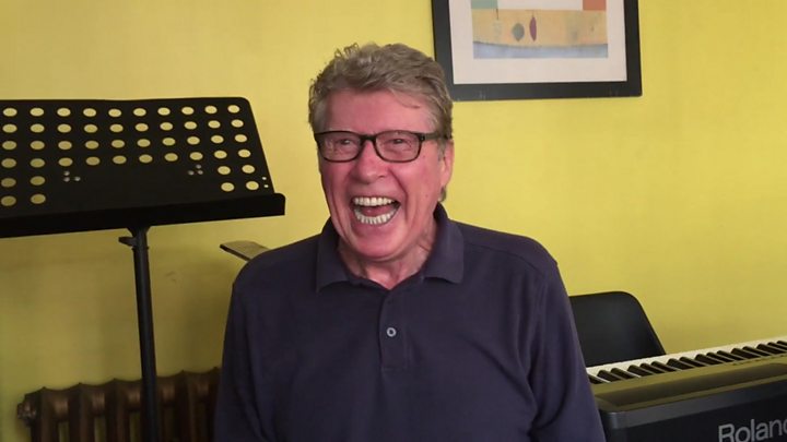 Michael Crawford 'terrified' ahead of West End return - BBC News