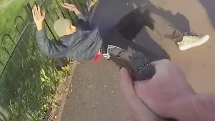 Three Birmingham Men Jailed After Sawn Off Shotgun Spot Bbc News
