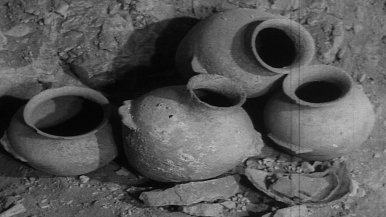 BBC - Buried Treasure, The Walls of Jericho, Unearthing the tombs of ...