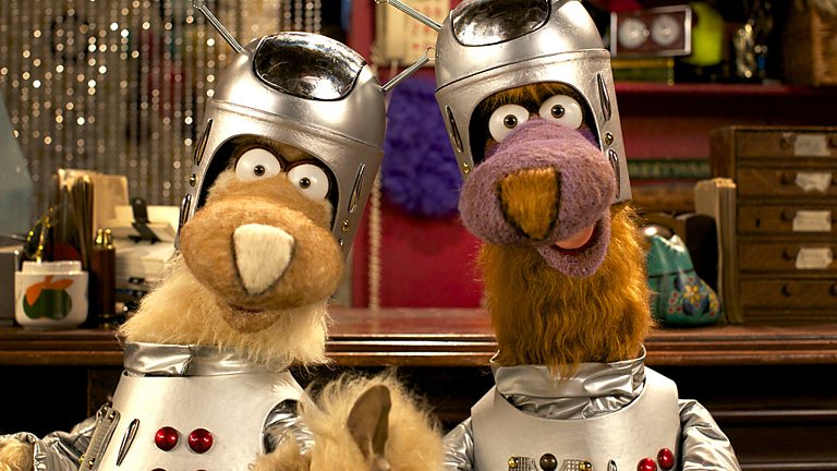 CBeebies - Nuzzle and Scratch: Frock and Roll - Episode guide