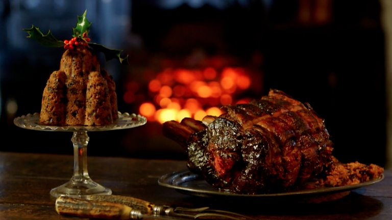 BBC One - Home Comforts at Christmas, Boxing Day Brunch, Beef pithivier
