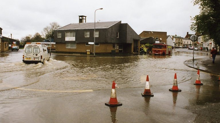 BBC - Northamptonshire’s Easter Floods: 20 Years On