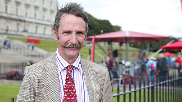 BBC One - Antiques Roadshow - Geoffrey Munn