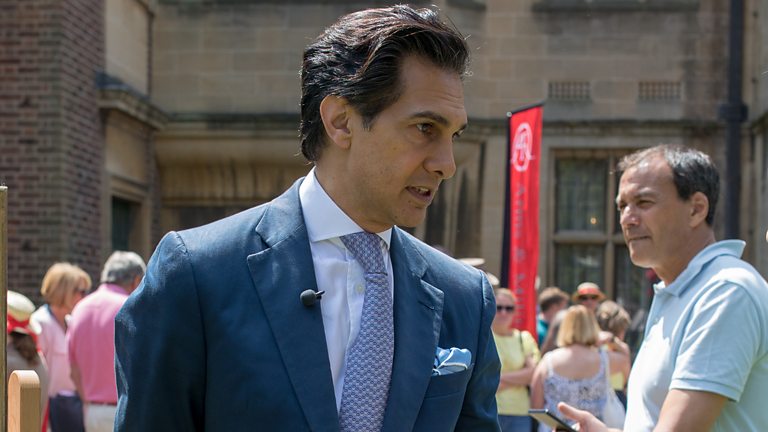 BBC One - Antiques Roadshow - Hilary Kay