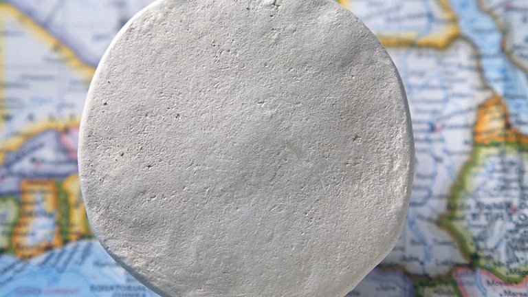 BBC World Service - CrowdScience, Why do some people eat soil?