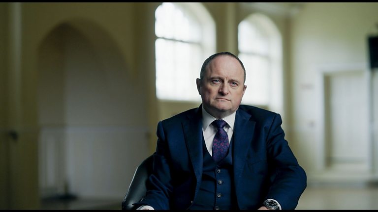 BBC Two - Catching a Predator