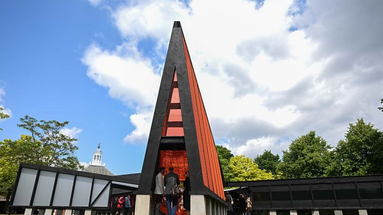 BBC World Service - Weekend