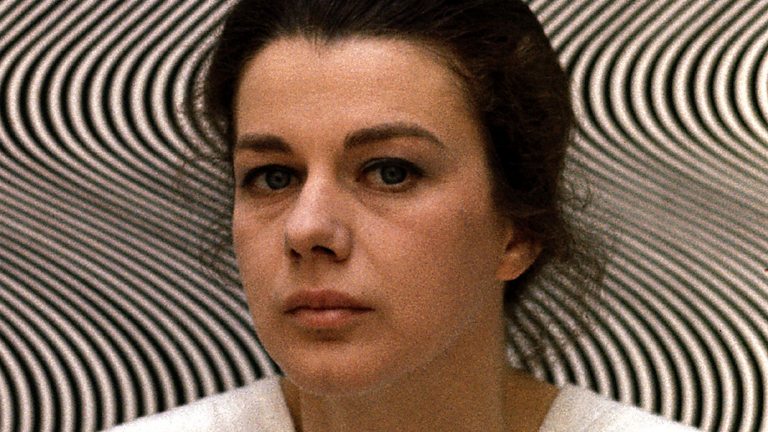 BBC Arts - BBC Arts - Abstract archive: Bridget Riley
