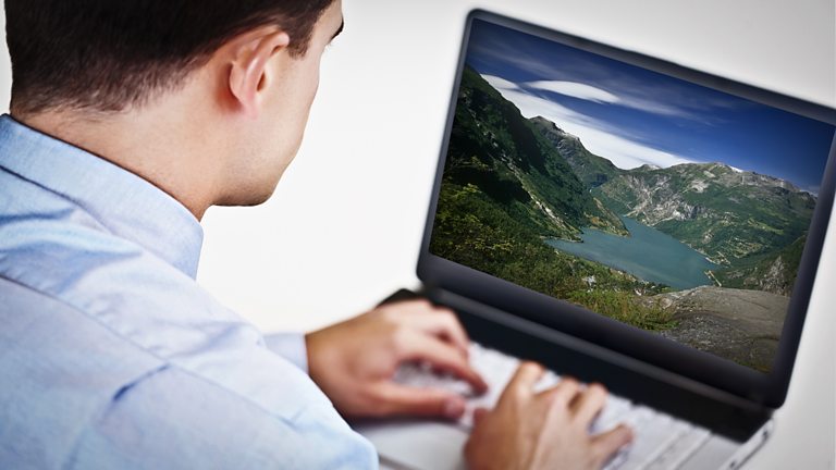 BBC Radio 4 - The Hitchhiker's Guide to the Galaxy - Slartibartfast