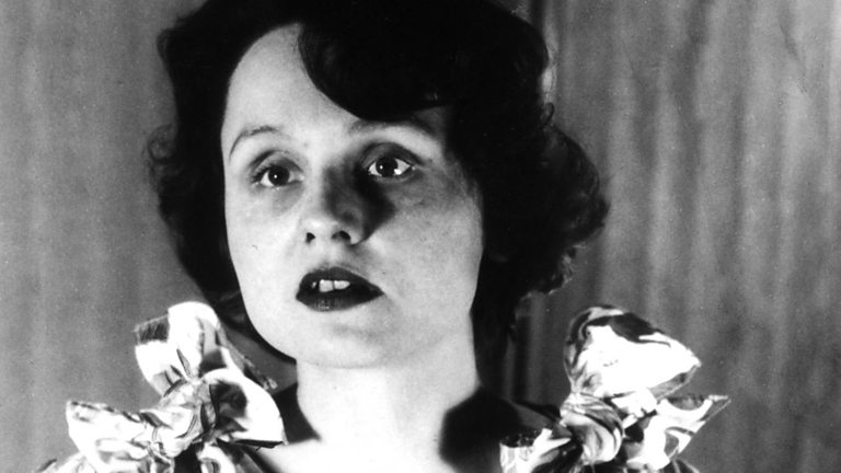 BBC Radio 4 - Radio 4 in Four - Who was Grace Archer?