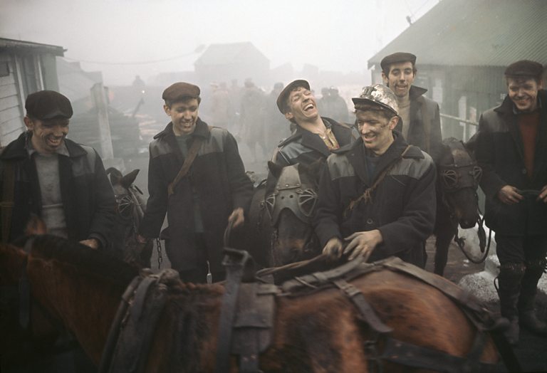 BBC Arts - BBC Arts - Life in colour: Photojournalist John Bulmer's ...