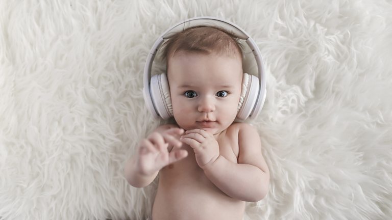BBC Radio 3 - The Listening Service - Why do babies love music so much?